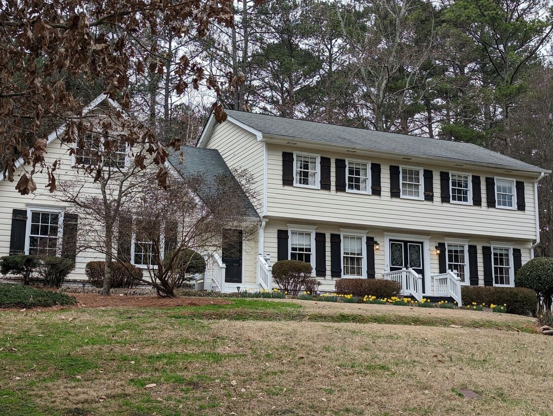 325 Lakeshore Dr NE, Marietta, GA 30067 - House Rental in Marietta, GA ...