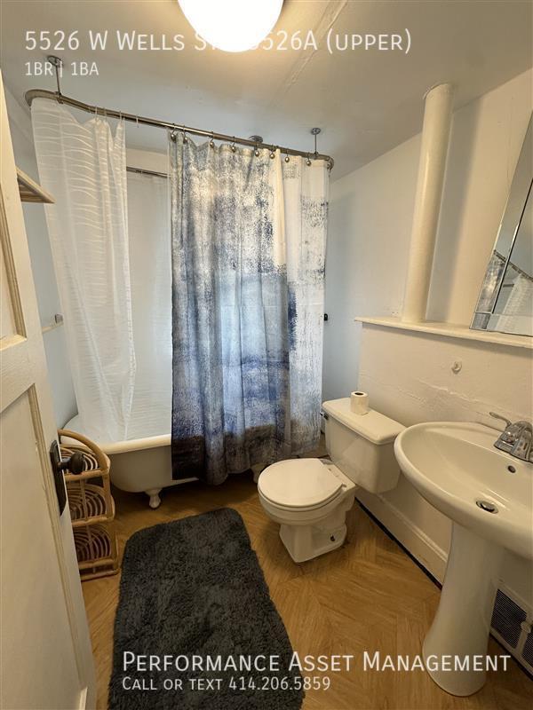 5526 W Wells St Unit 5526A (upper), Milwaukee, WI 53208 - Room for Rent in Milwaukee, WI ...