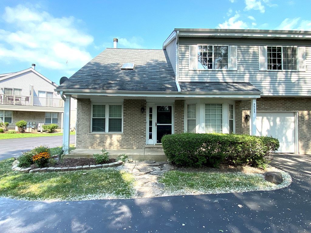 3525 Willowview Ct, Aurora, IL 60504 - Townhome Rentals in Aurora IL | Apartments.com