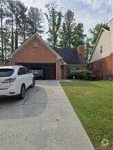 Simpson Mill Apartments for Rent with Hardwood Floors - Duluth, GA ...