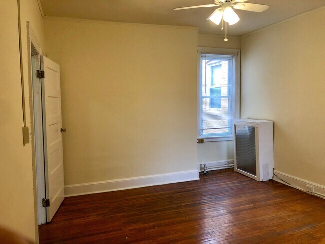 Gilman - 3025-3043 N Calvert St Baltimore, MD | Apartments.com