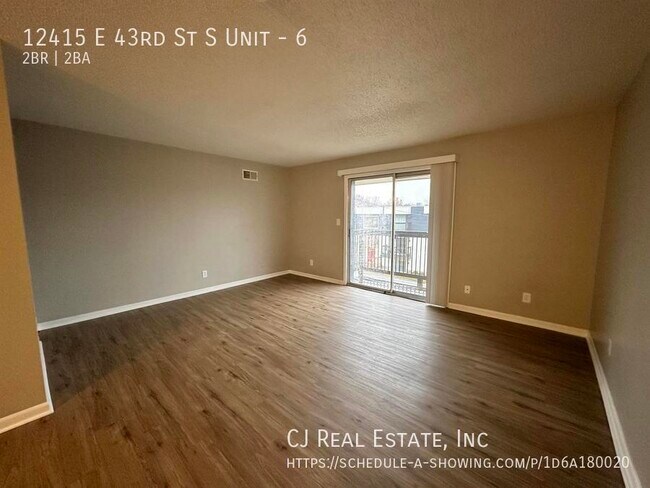 12415 East 43rd St S Unit 6, Independence, MO 64055 - Room for Rent in ...