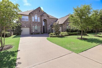 Avalon at Cinco Ranch Houses for Rent with Wheelchair Access - Katy, TX