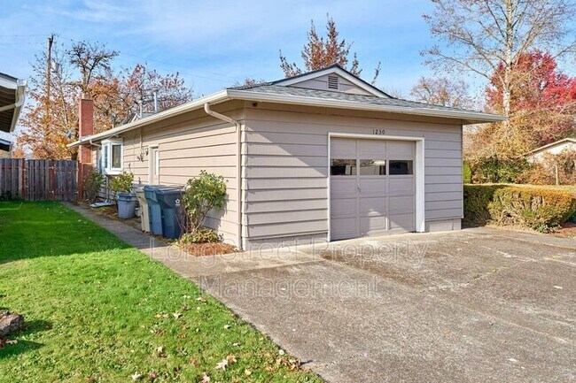 1230 NW 10th St, Corvallis, OR 97330 - House Rental in Corvallis, OR ...