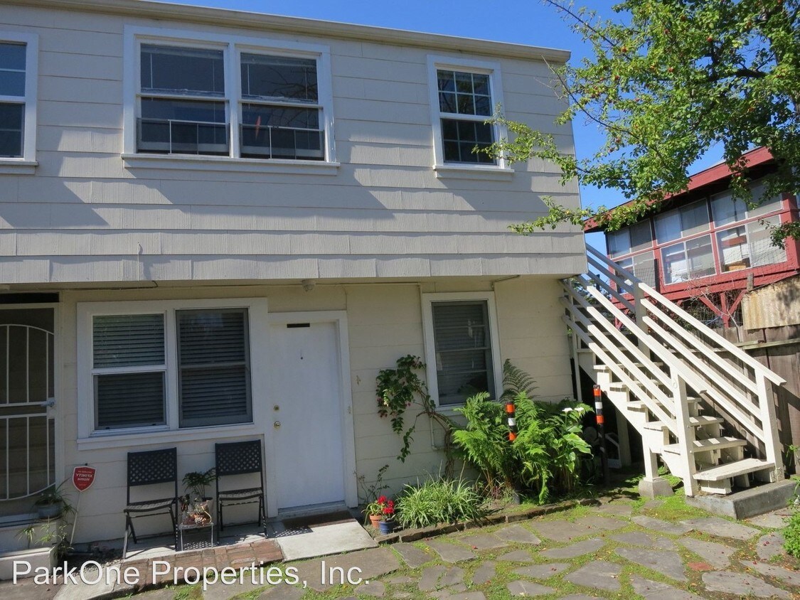 2108 Stuart St, Berkeley, CA 94705 - Room for Rent in Berkeley, CA ...