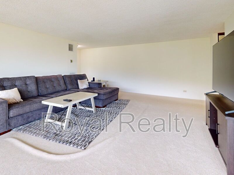 250 Kawaihae St Unit #8C, Urban Honolulu, HI 96825 - Condo for Rent in ...