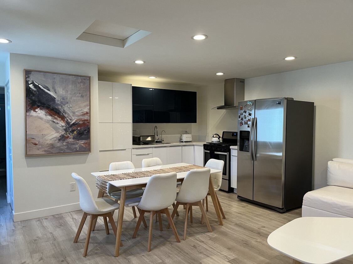 6924 Etiwanda Ave, Reseda, CA 91335 - House Rental in Reseda, CA ...