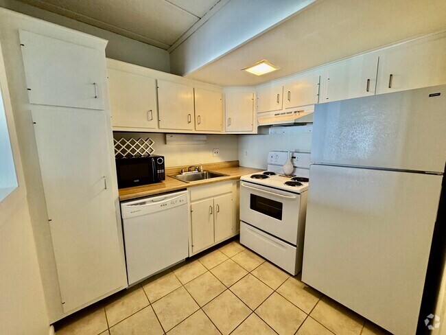 Downtown Dedham Apartments for Rent with a Swimming Pool - Dedham, MA ...