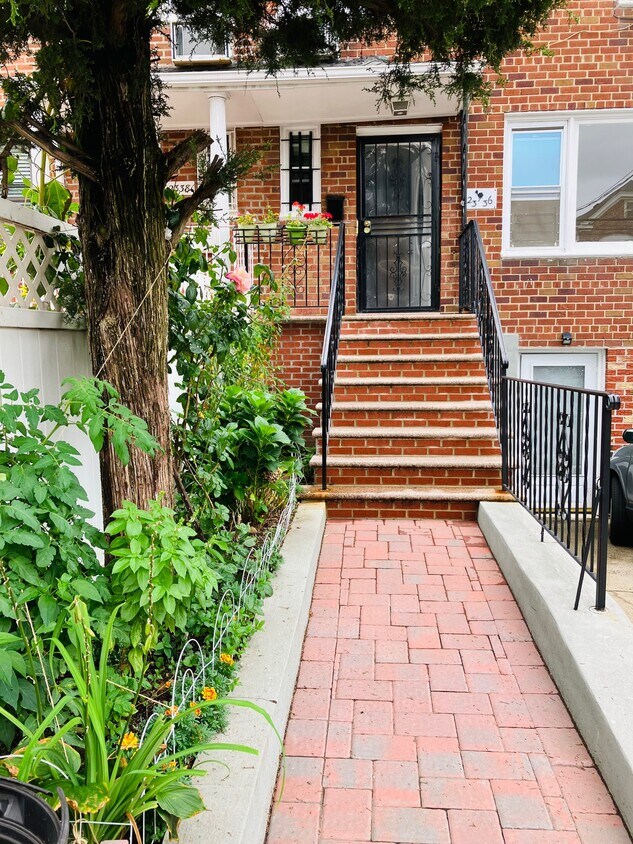 2336 92nd St, East Elmhurst, NY 11369 - 2336 92nd St East Elmhurst, NY ...