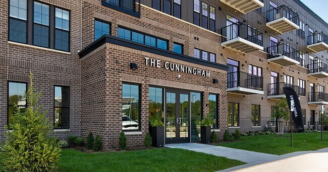 The Cunningham Apartments - Apartments in West Des Moines, IA ...