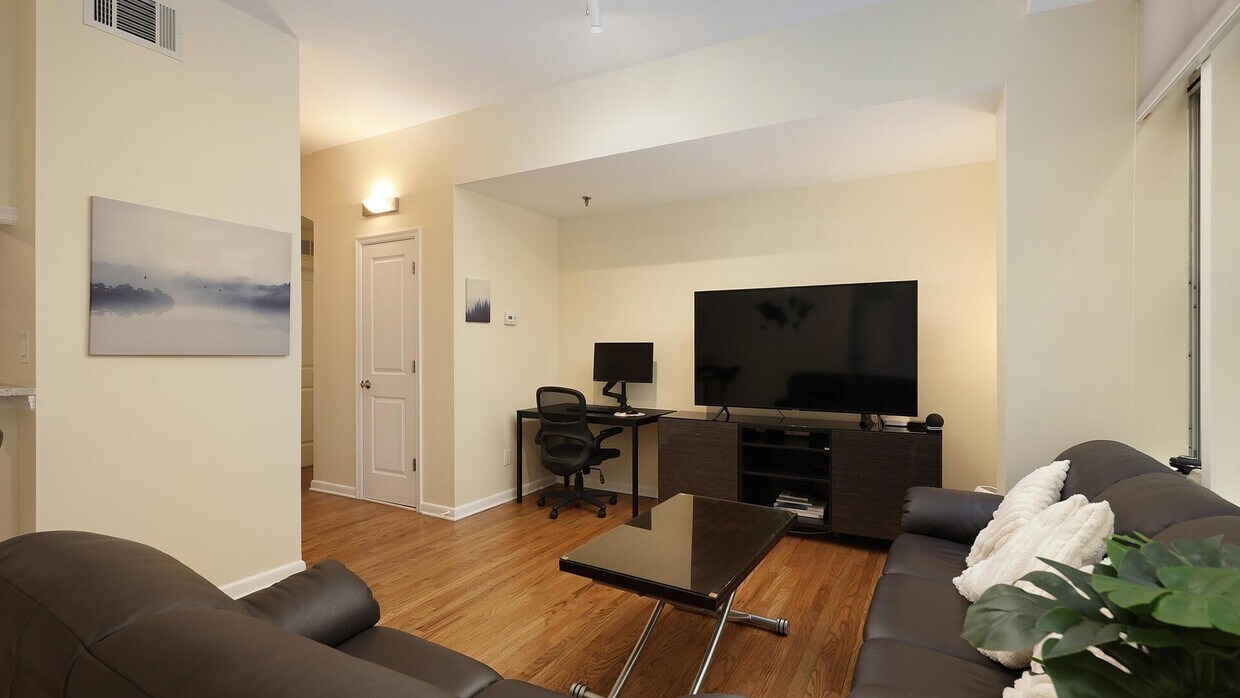 227 Christopher Columbus Dr Unit 221B, Jersey City, NJ 07302 - Room for ...