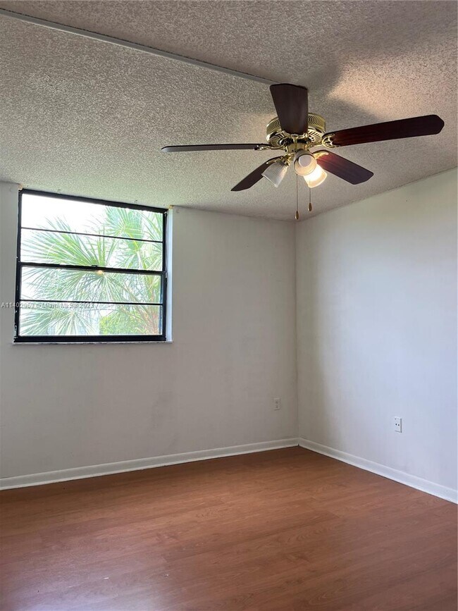 10865 SW 112th Ave Unit 313, Miami, FL 33176 - Condo for Rent in Miami ...