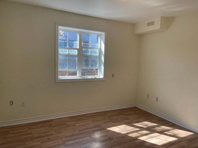 355 Essa Rd Unit 47, Barrie, ON L4N 9C8 Apartments - 355 Essa Rd Barrie ...