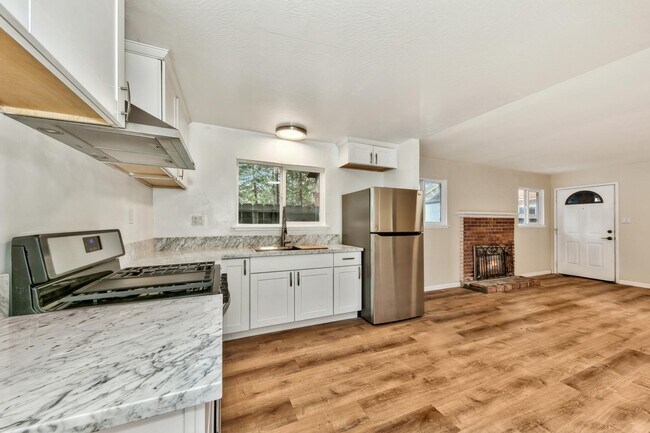 3342 Treehaven Dr Unit B, South Lake Tahoe, CA 96150 - 3342 Treehaven ...