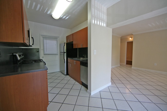 Gardens Of Pinecrest Apartments