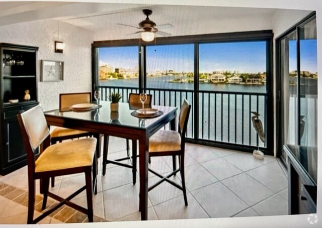 Pelican Bay Apartments for Rent with High Ceilings - Naples, FL - 1 ...