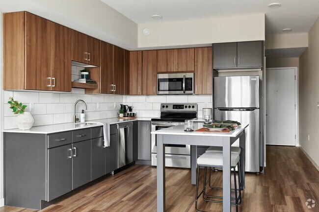 Normandale Lake Apartments for Rent with a Dog Park - Bloomington, MN ...