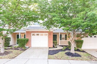 Fairway Pointe at Nashboro Village Apartments for Rent with Hardwood ...