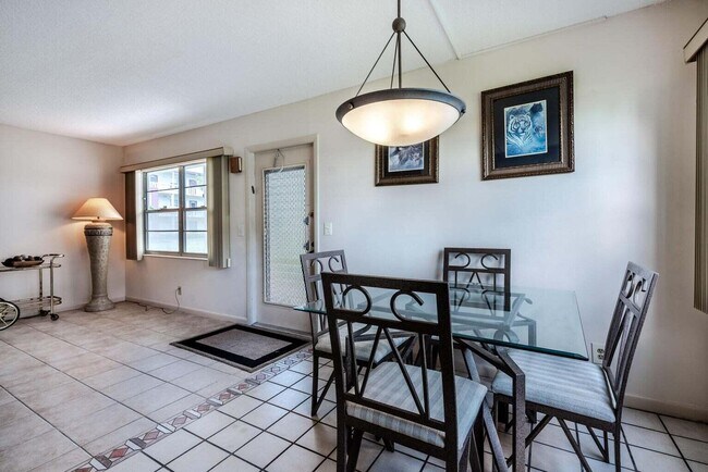 551 Fanshaw N Unit 551, Boca Raton, FL 33434 - Condo for Rent in Boca ...