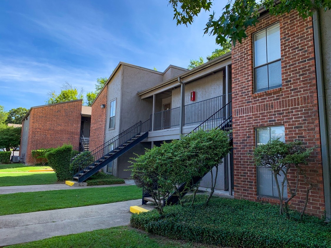 Misty Ridge- Specials Available - 301 W Hawkins Pky Longview, TX 75605 ...