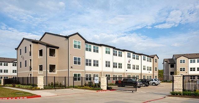 12111 S Main St Unit 9307, Houston, TX 77035 - Room for Rent in Houston ...