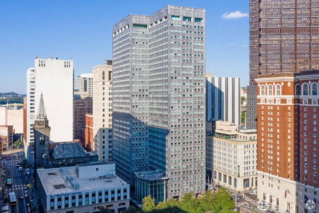 The Residences at the Historic Alcoa Building Apartments - Pittsburgh ...