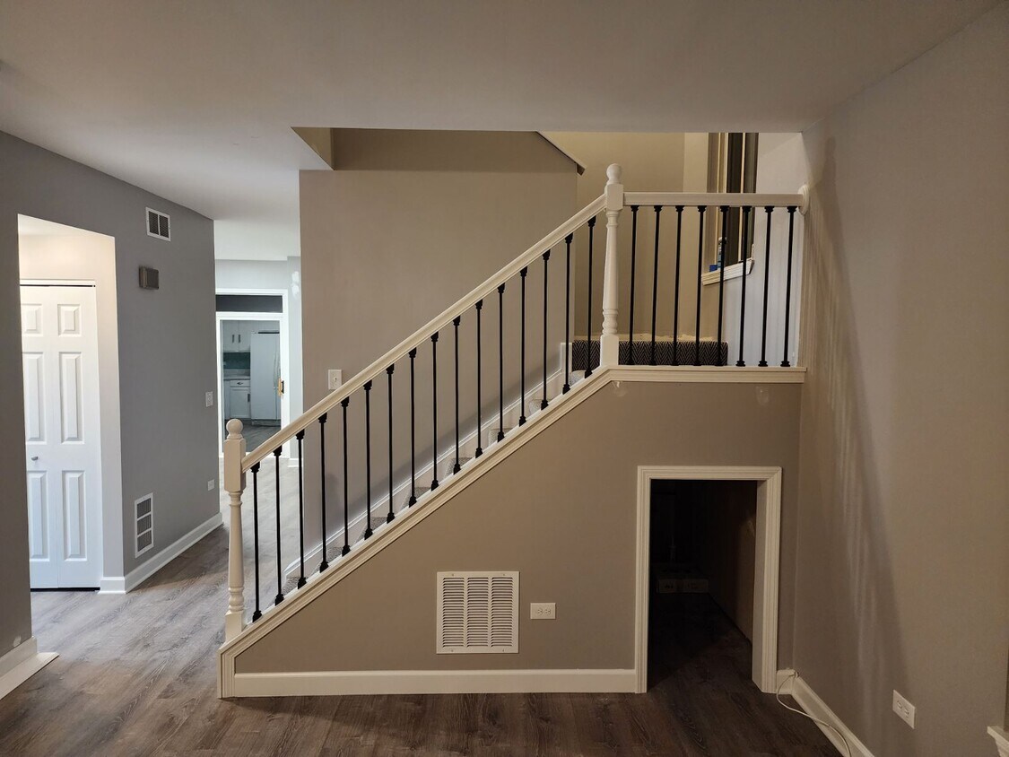 402 Gregory Ln, Plano, IL 60545 - House Rental in Plano, IL | Apartments.com