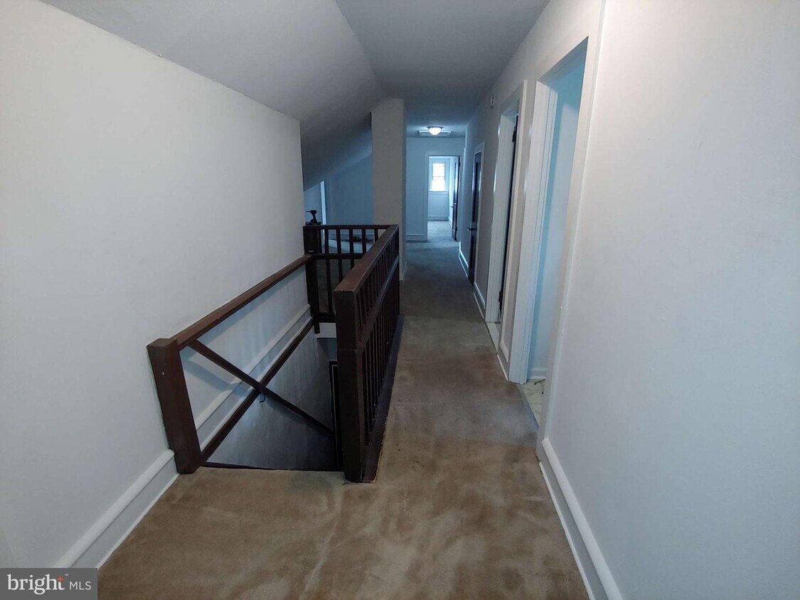 4616-UNIT Westfield Ave, Delair, NJ 08110 - House Rental in Delair, NJ ...