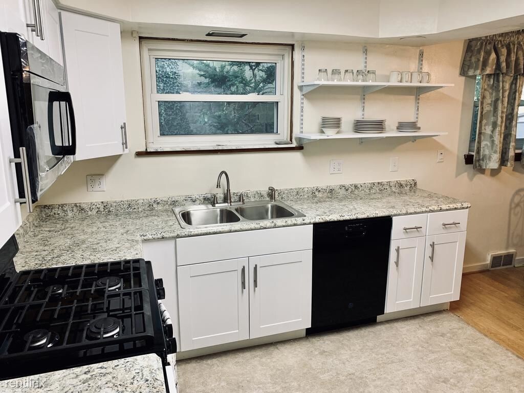 3474 Webster Ave, Pittsburgh, PA 15219 - Room for Rent in Pittsburgh ...