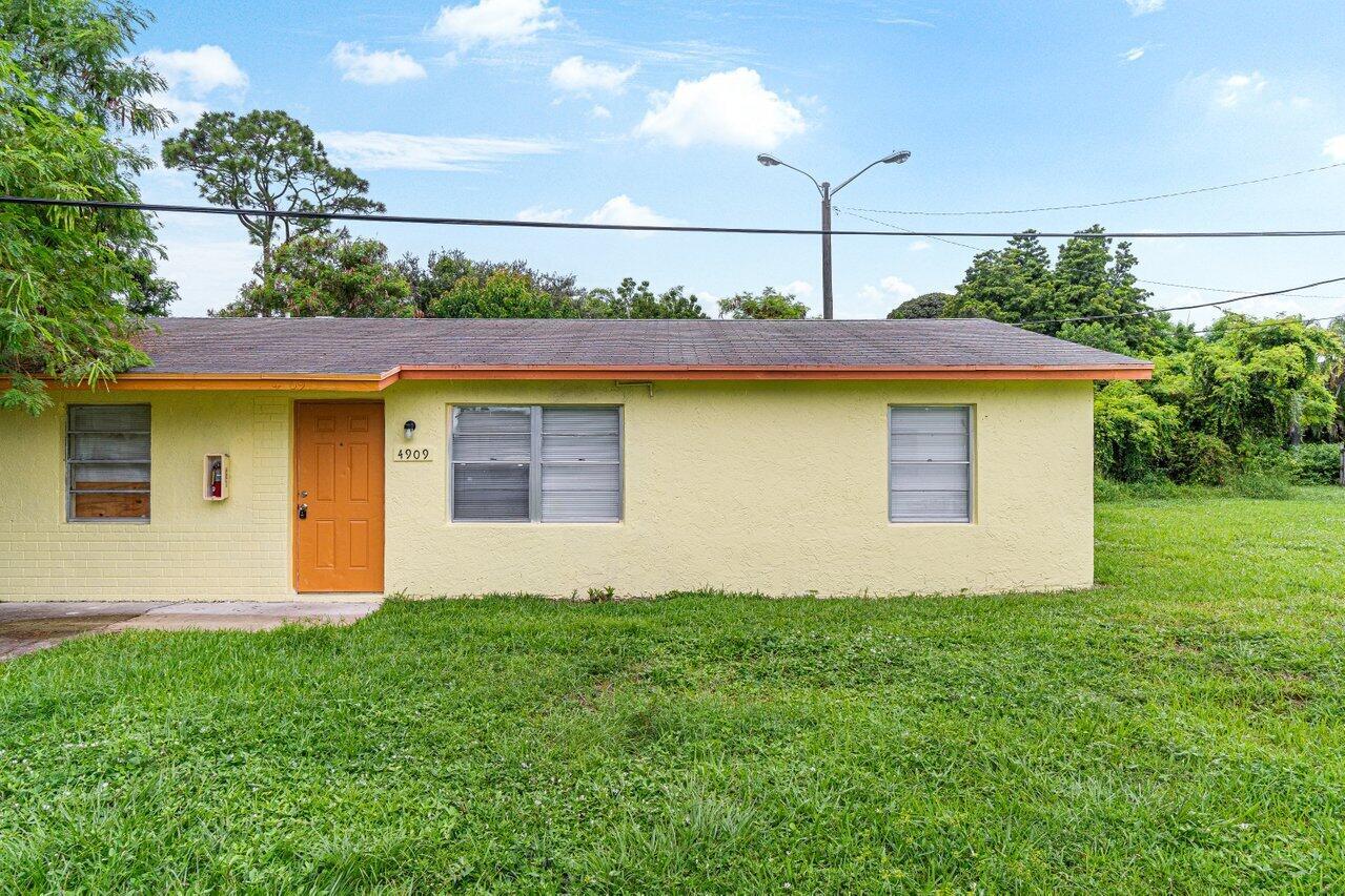 4909 Gulfstream Rd, Lake Worth, FL 33460 - Townhome Rentals in Lake ...