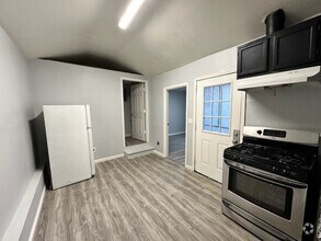 Sobrante Park Apartments for Rent with Hardwood Floors - Oakland, CA ...