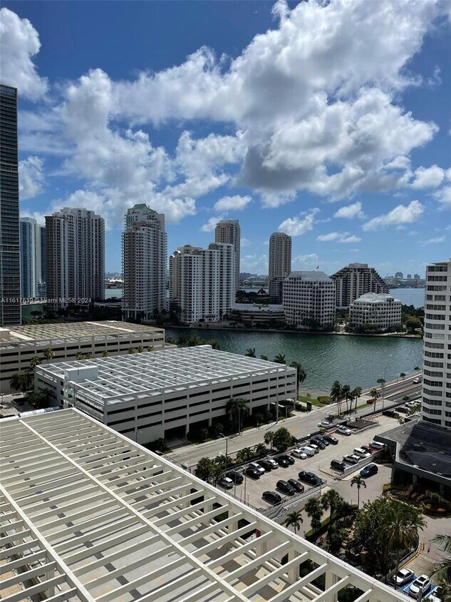 950 Brickell Bay Dr Unit 1704, Miami, FL 33131 - Condo for Rent in ...