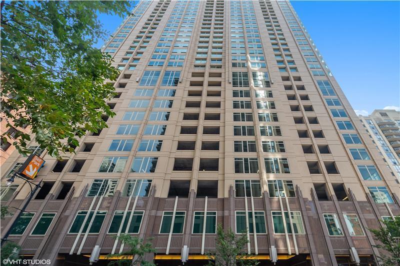 33 W Ontario St Unit 35A, Chicago, IL 60654 - Condo for Rent in Chicago ...