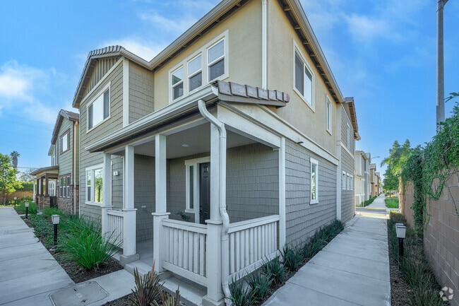 Downtown Compton Apartments for Rent with a Garage - Compton, CA - 1 ...