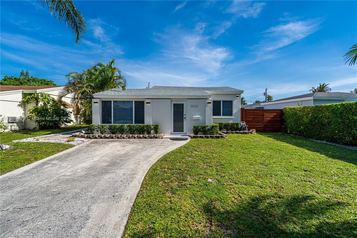 2023 NE 182nd St, North Miami Beach, FL 33162 - House Rental in North Miami Beach, FL ...
