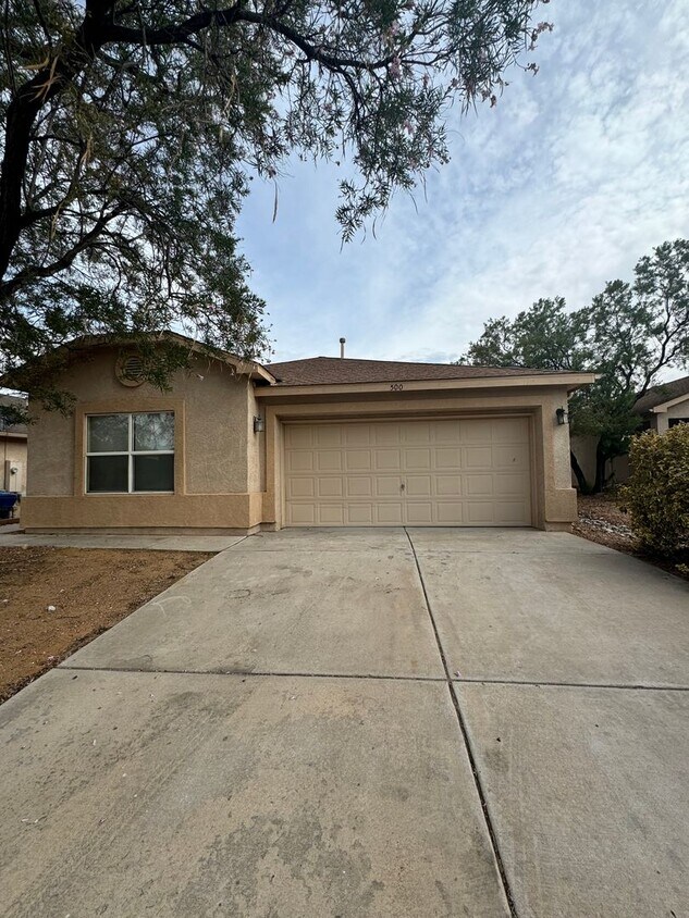 500 Blue Sage Ave SW, Los Lunas, NM 87031 - House Rental in Los Lunas, NM | Apartments.com