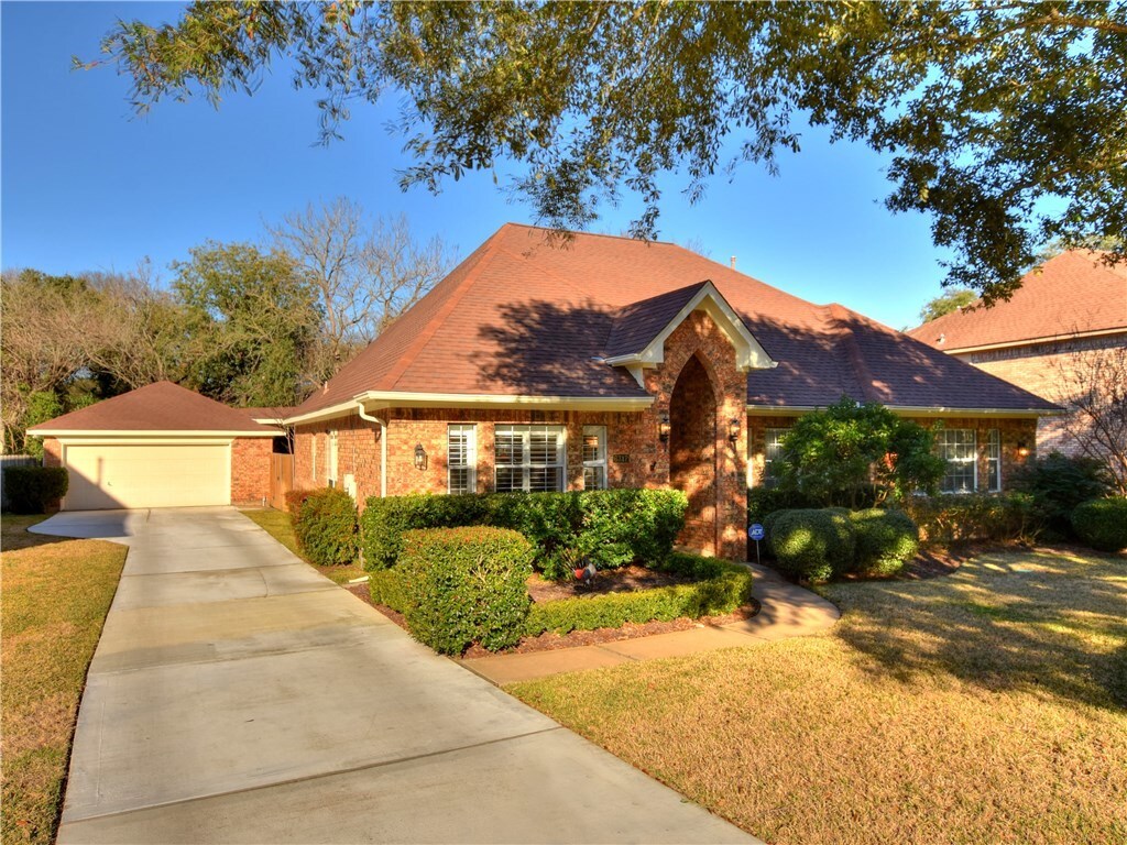 6312 Needham Ln, Austin, TX 78739 - House Rental in Austin, TX ...