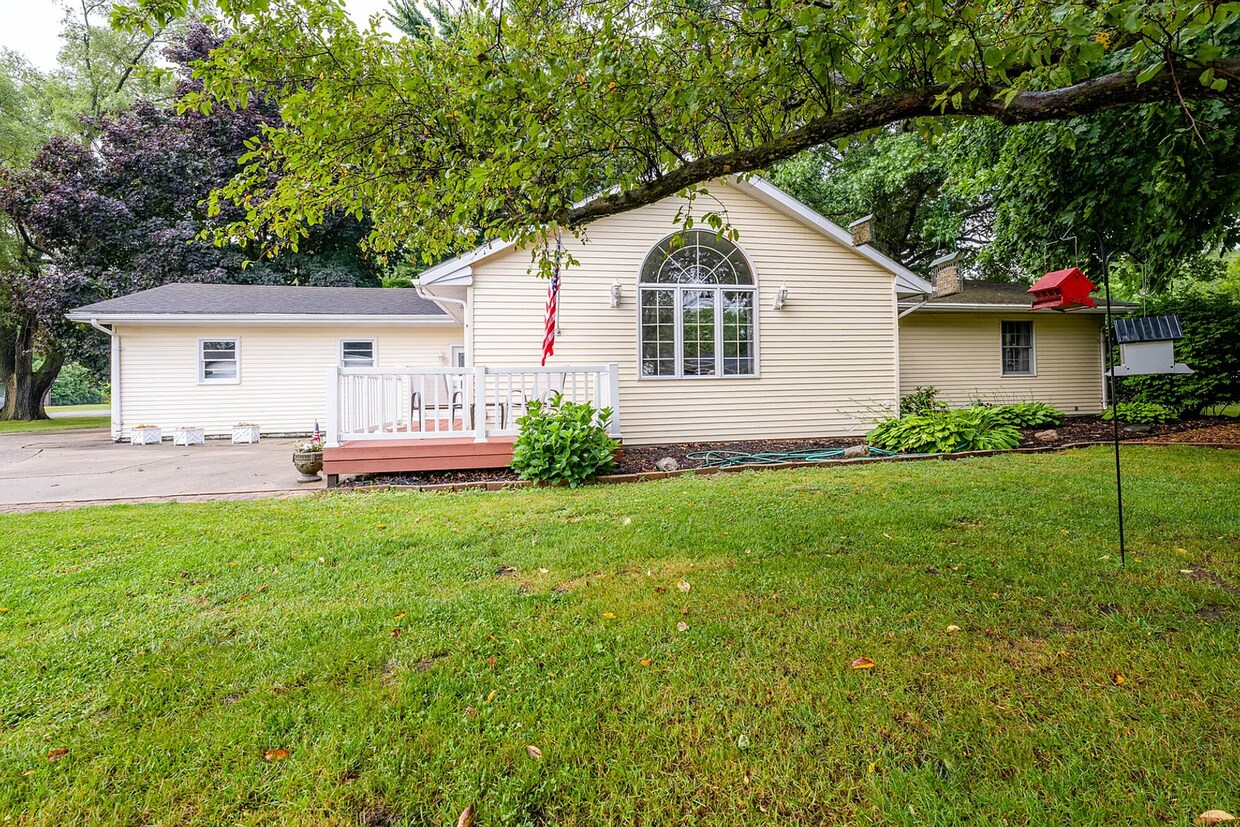 3140 Royalton Heights Rd, St. Joseph, MI 49085 - House Rental in St ...