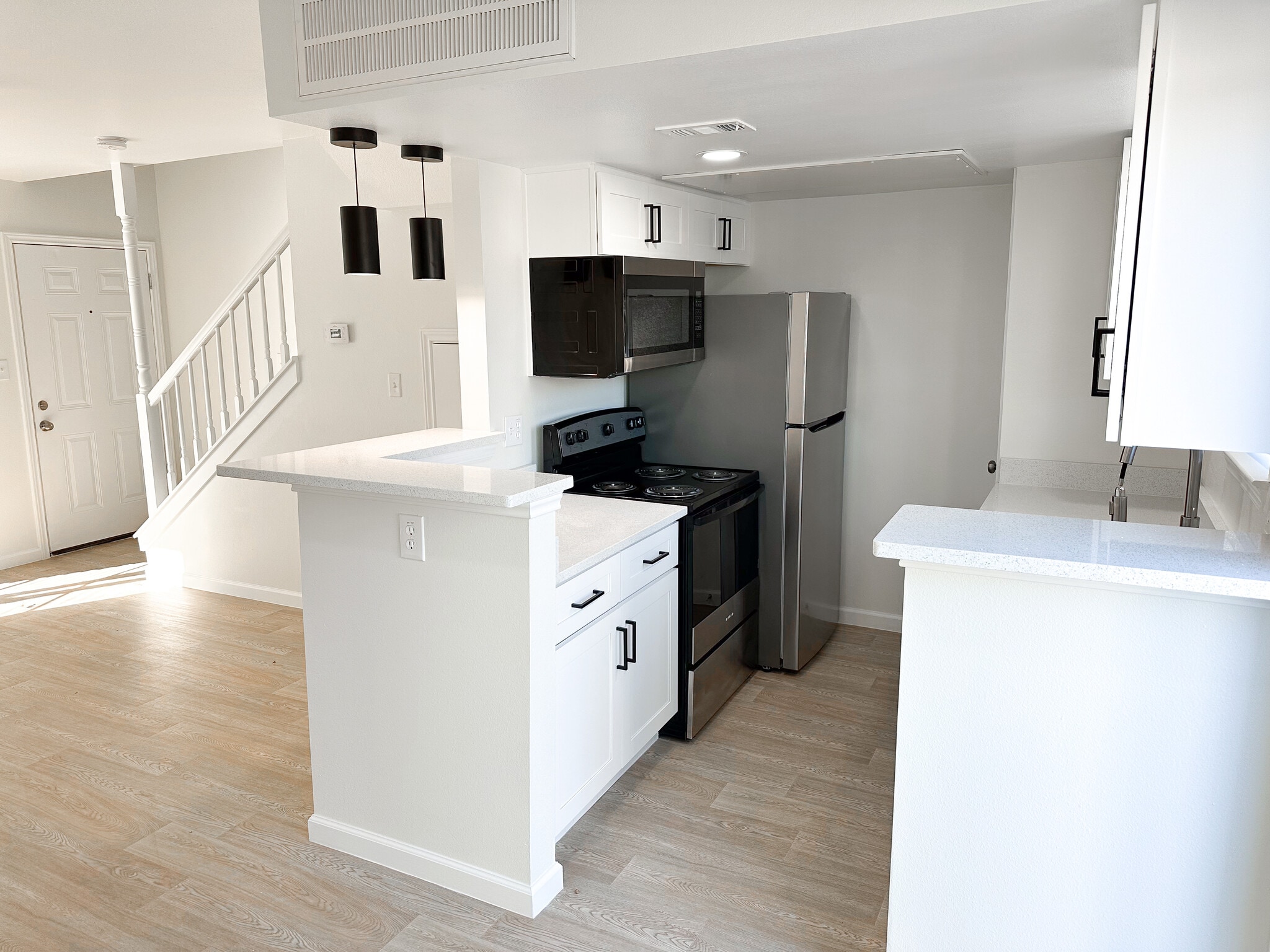 Ventana - 5555 Spring Valley Rd Dallas, TX 75254 | Apartments.com