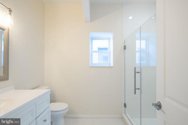 6728 Old York Rd Unit 3, Philadelphia, PA 19126 - Room for Rent in ...