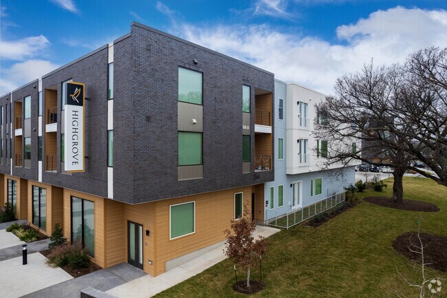 Highgrove - 5900 Cameron Rd Austin, TX | Apartments.com