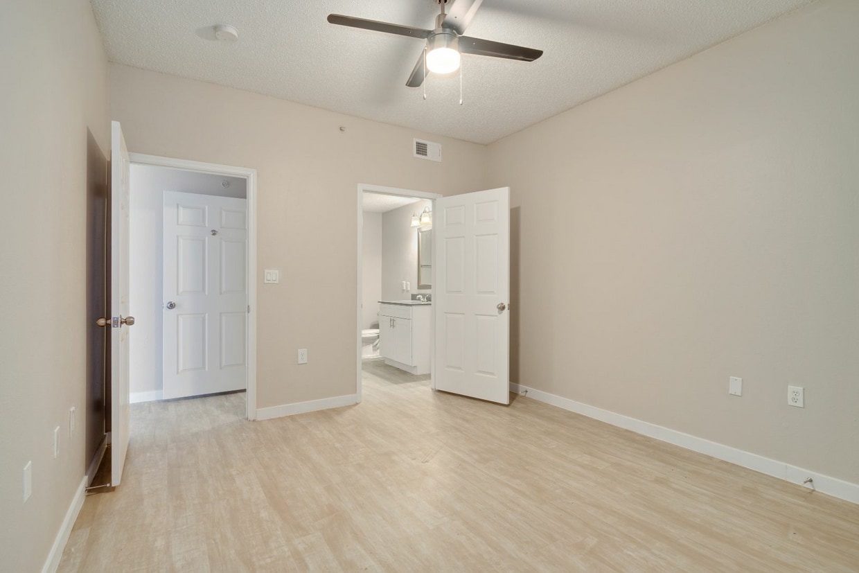 Arboretum at Lewisville - 201 E Round Grove Rd Lewisville, TX 75067 ...