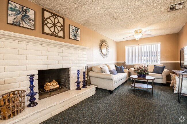 Olive Park Apartments for Rent with a Walk-In Closet - Olivehurst, CA ...