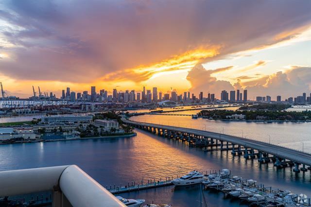 Continuum in South Beach Loft Apartments for Rent - Miami Beach, FL - 3 ...