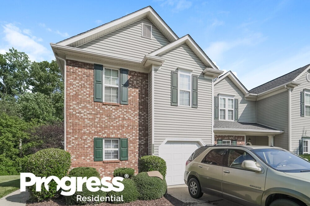 8733 Cinnabay Dr, Charlotte, NC 28216 - Townhouse for Rent in Charlotte ...