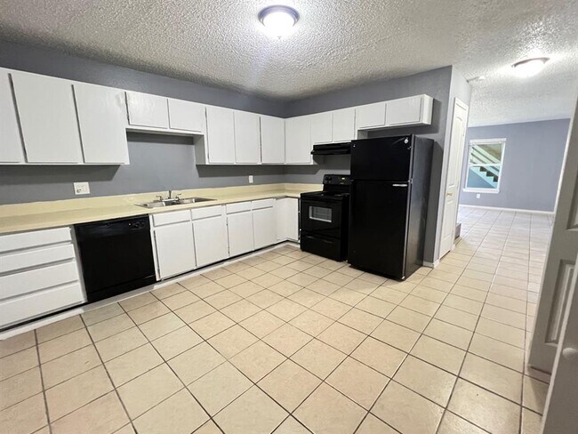 609 Sinclair Dr, Norman, OK 73071 - Room for Rent in Norman, OK ...