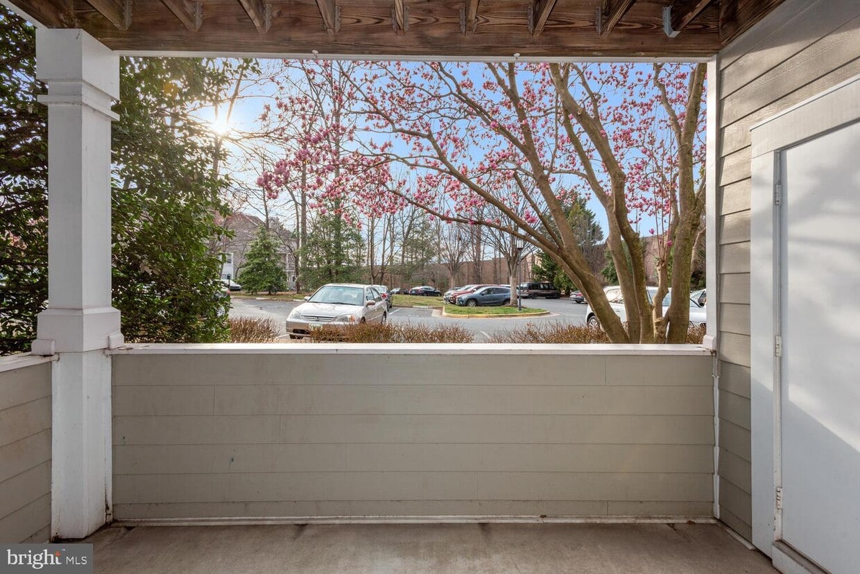 1708 Lake Shore Crest Dr Unit 11, Reston, VA 20190 - Room for Rent in ...