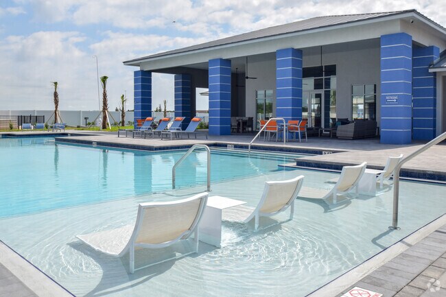 Regency Apartments for Rent with a Walk-In Closet - Jacksonville, FL ...