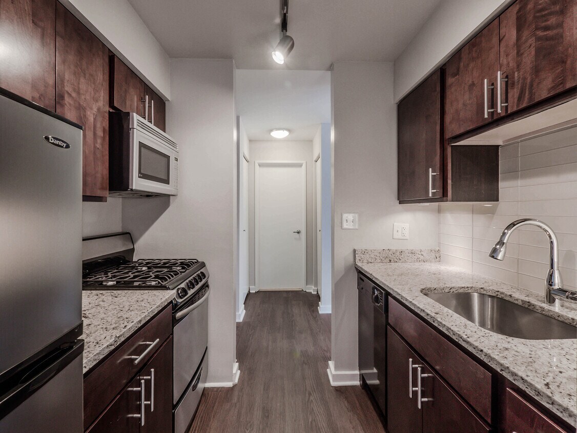 Reside 707 Apartments - Chicago, IL | Apartments.com