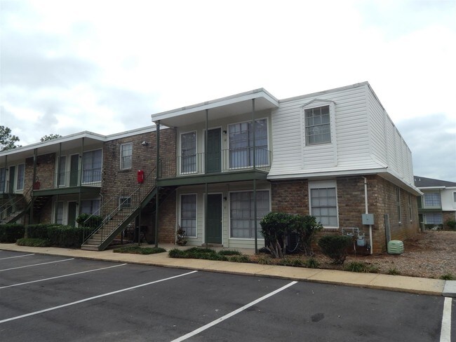 Shell Pointe Apartments Apartments - 6601 Old Shell Rd Mobile, AL ...